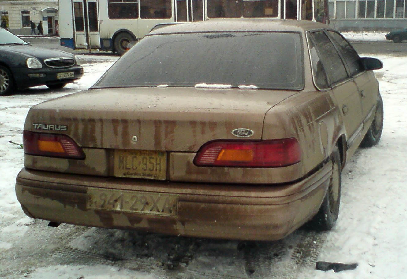 "MLC-95H" photos Ford Taurus. USA