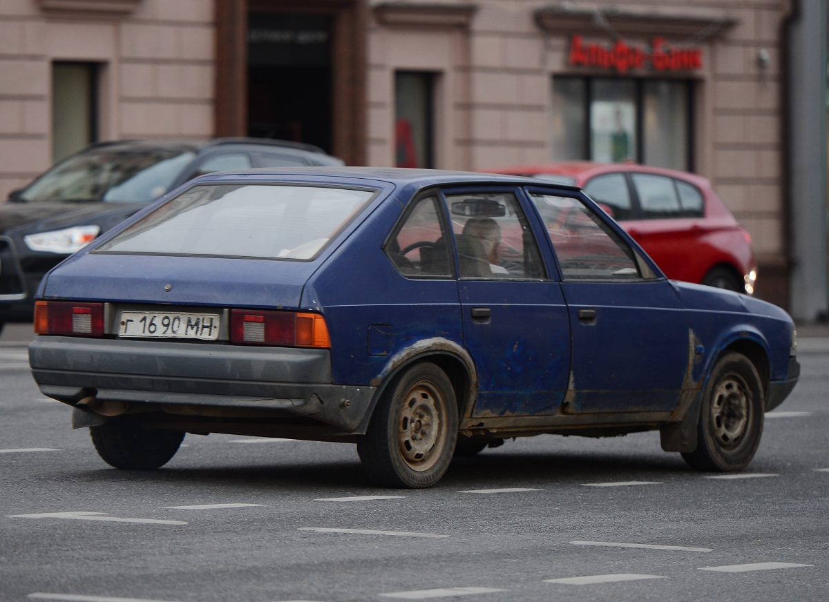 "г 1690 МН" photos Moskvich (AZLK) 2141. USSR
