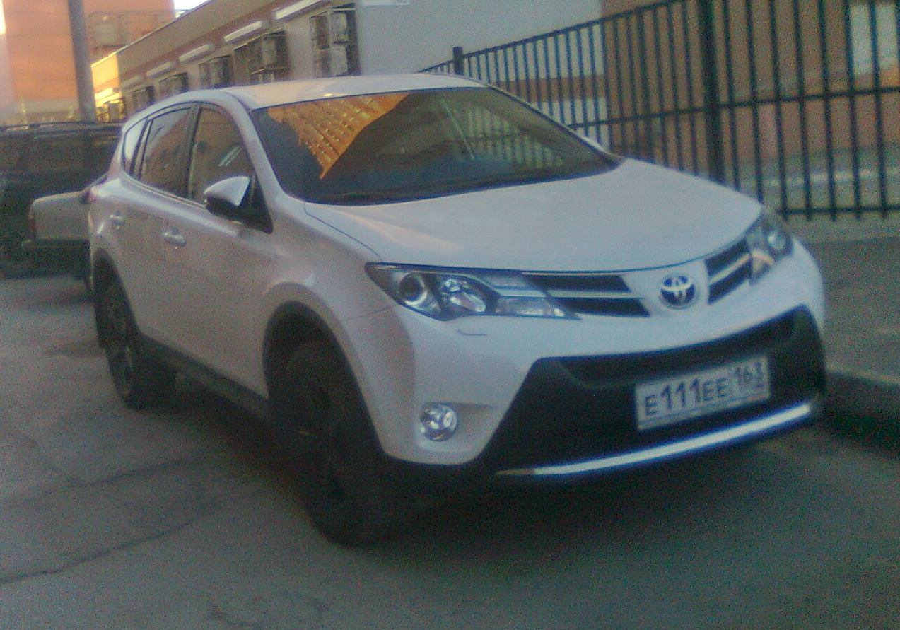 "е 111 ее 163" photos Toyota RAV4. Russia